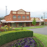 Find a Doctor, GP, Dentist or Healthcare Specialist near you - HotDoc